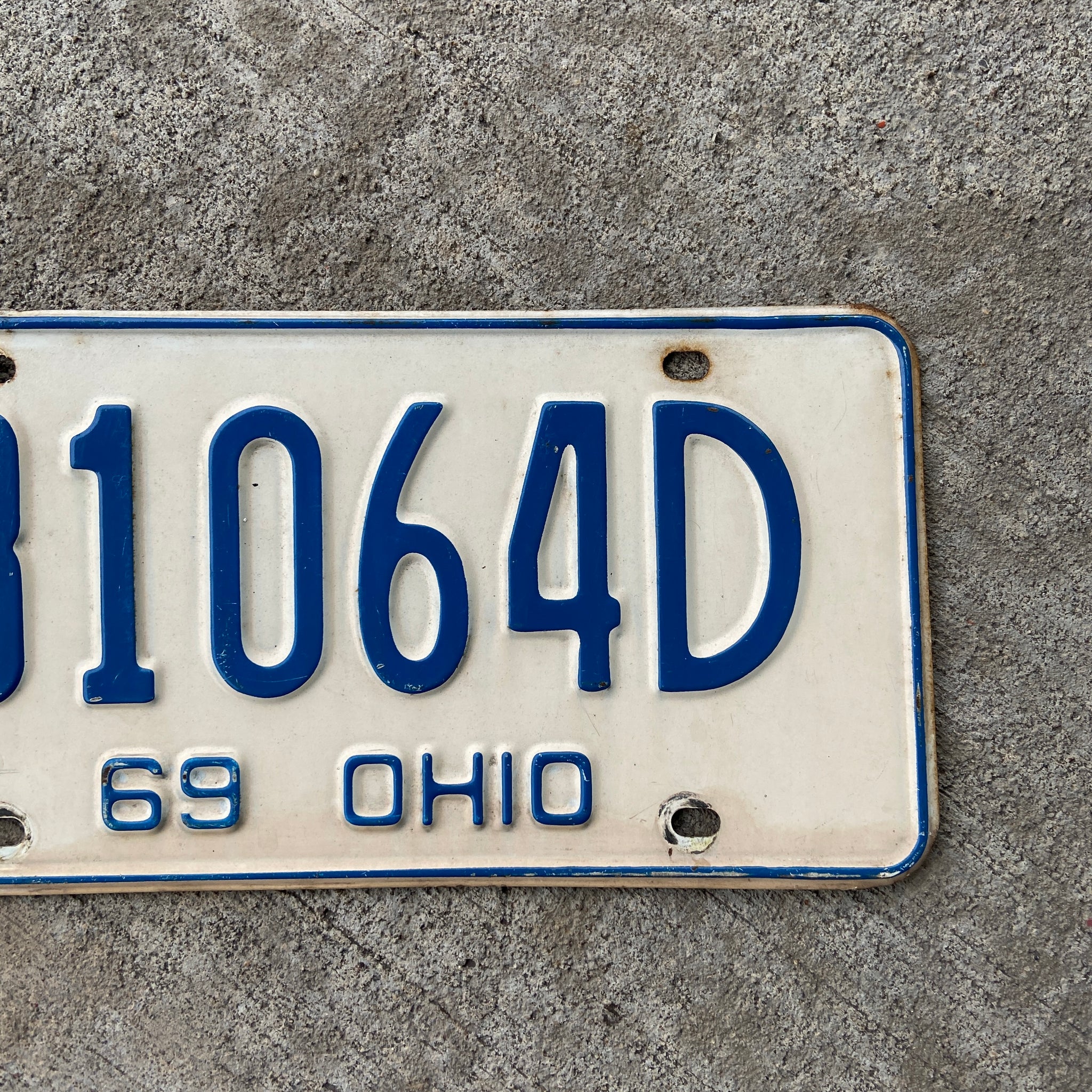 1969 Ohio License Plate Vintage Blue White Wall Decor – Eagle's Eye Finds