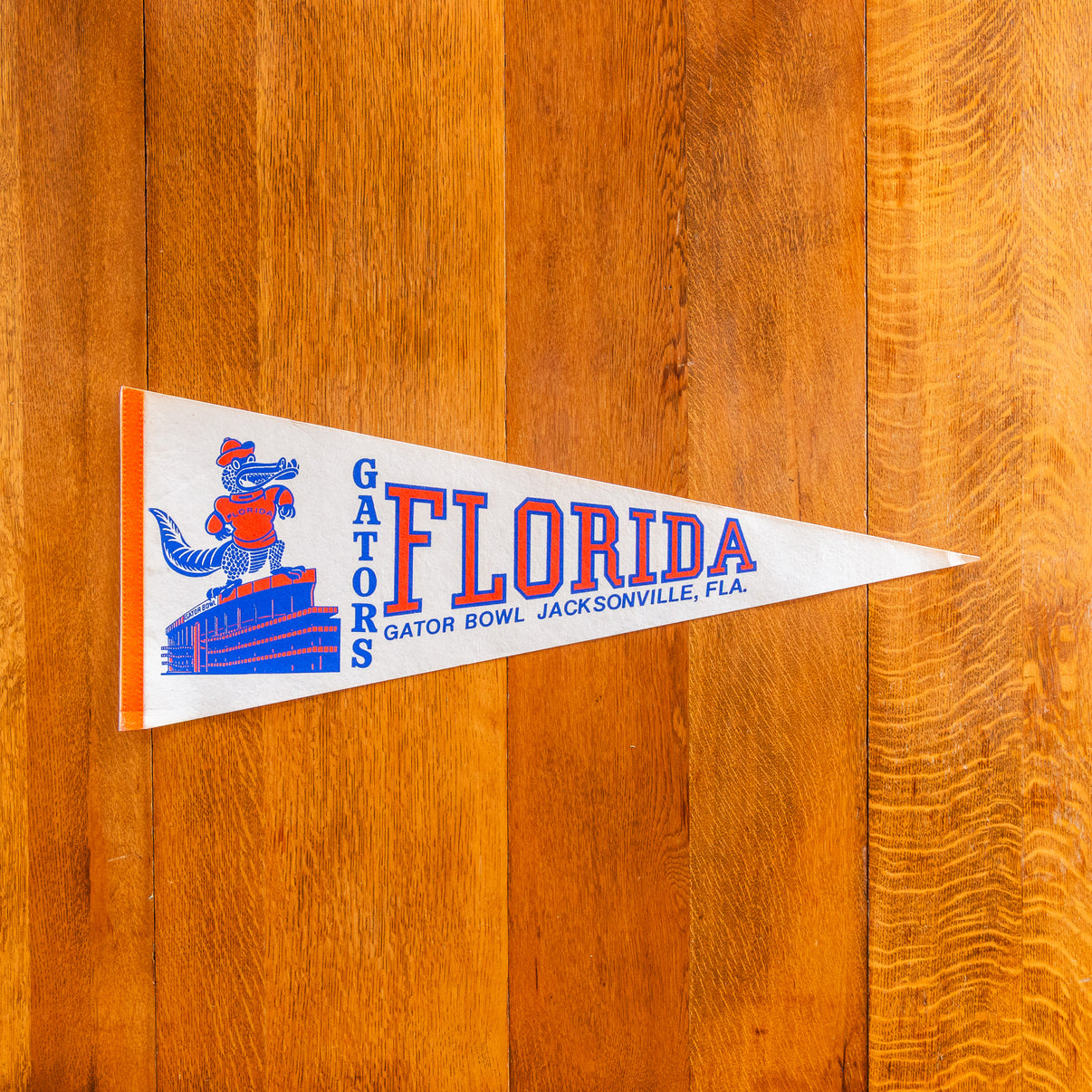 University of Florida Gators Felt Pennant | Vintage White 1983 Gator B ...