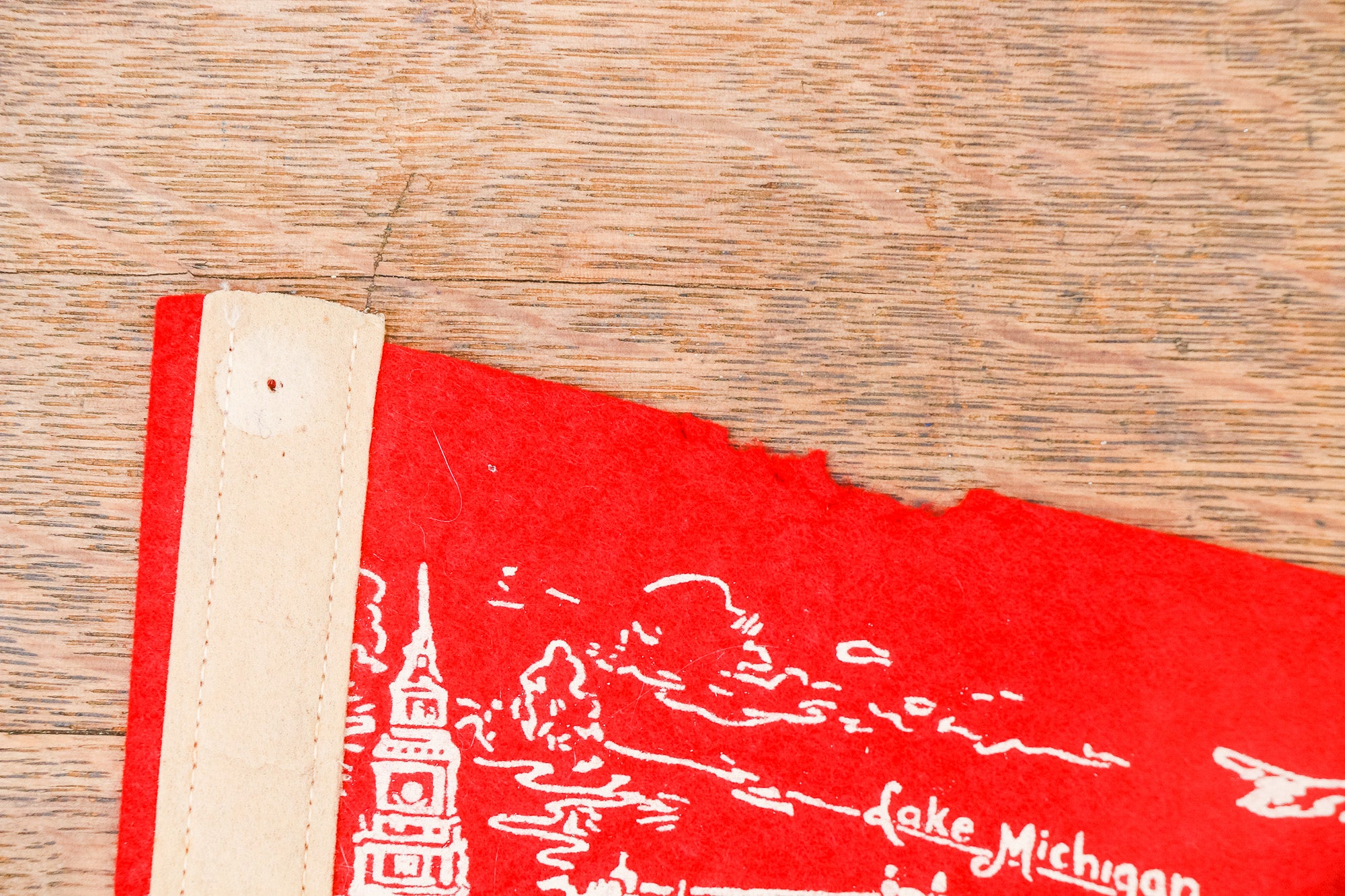 Chicago Felt Pennant Vintage Illinois Red Wall Decor – Eagle's Eye Finds
