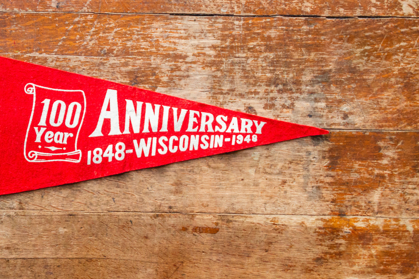 Wisconsin Centennial Red Felt Pennant Vintage Wall Decor – Eagle's Eye ...